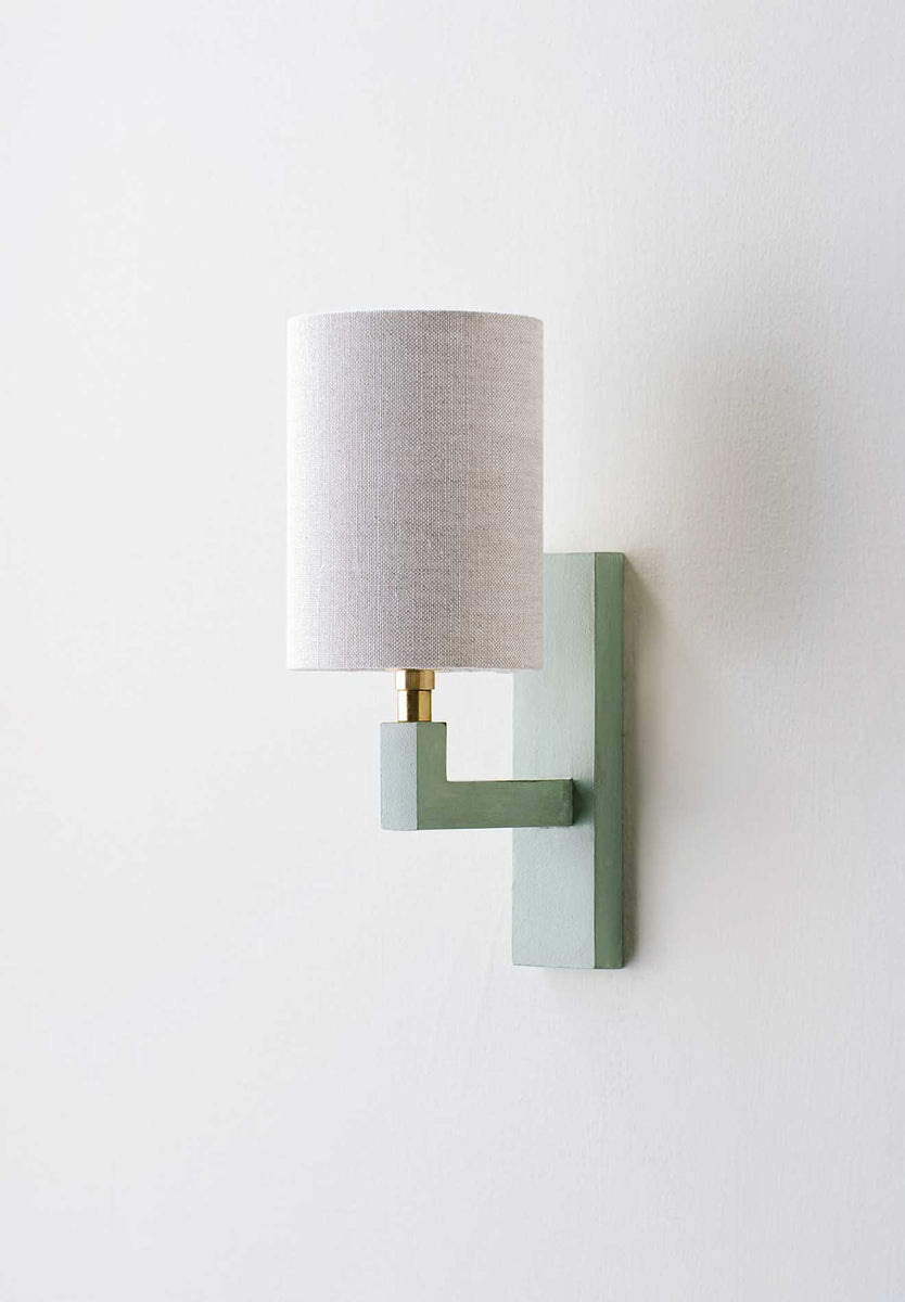 Faye Wall Light – Porta Romana