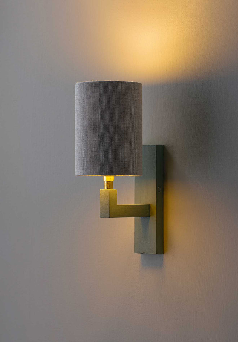 Faye Wall Light – Porta Romana